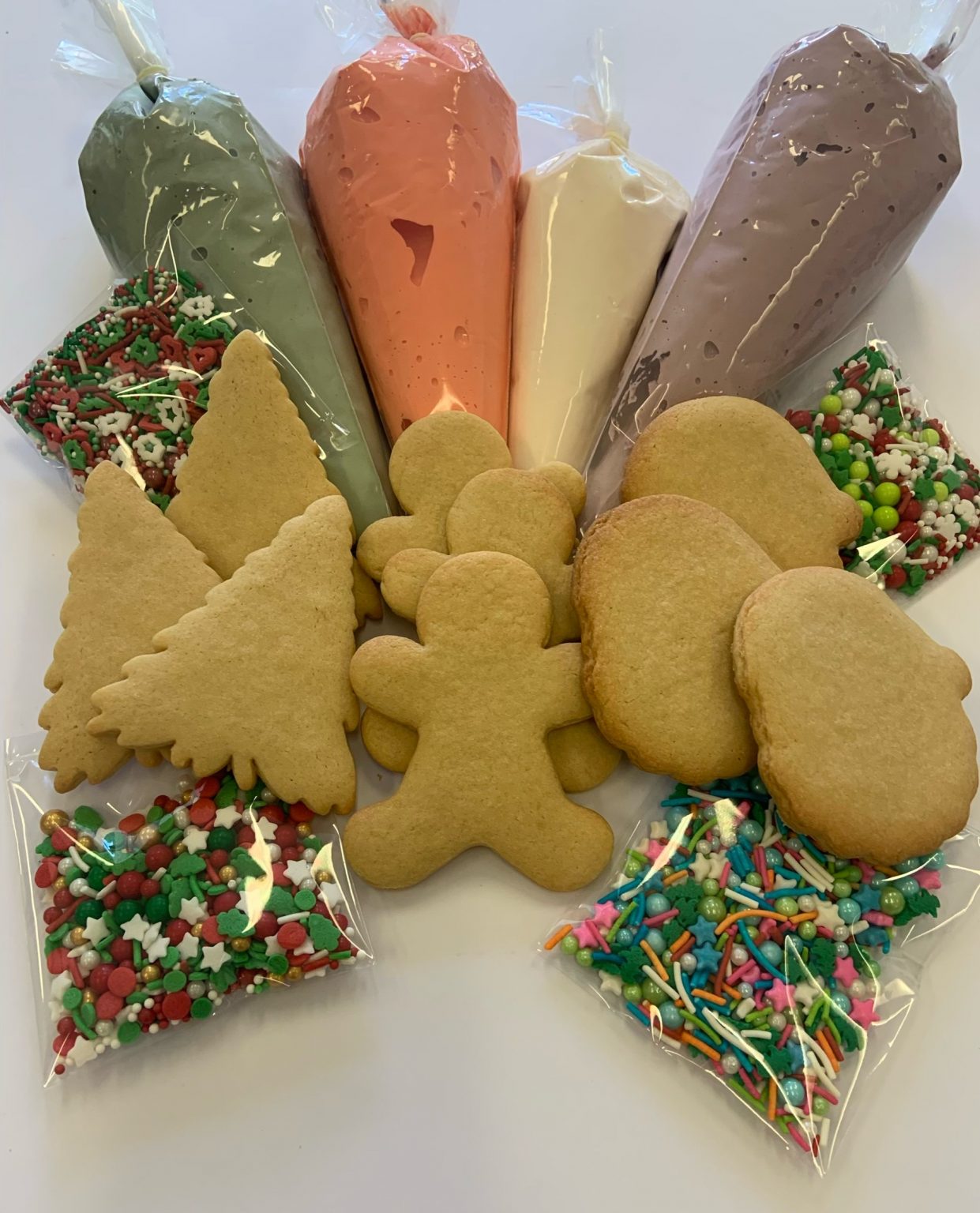 DIY Cookie Decorating Kit - Christmas Themed | Melbourne Cookie Co